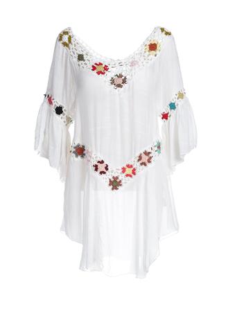 Eleganckie tuniki dla puszystych kobiet - wieczorowe i plażowe