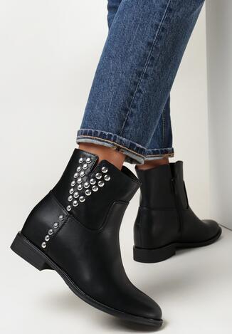 Czarne Botki z Nitami Noudak - Born2be