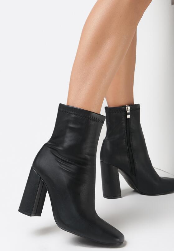 Czarne Botki Uphan w Born2be.pl