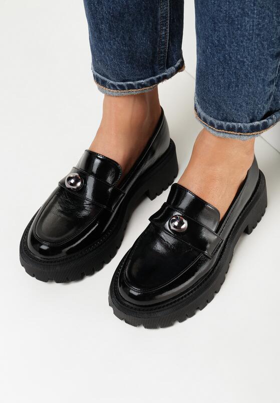 Czarne Mokasyny Lakierowane z Wkładką ze Skóry Naturalnej Efija - Born2be