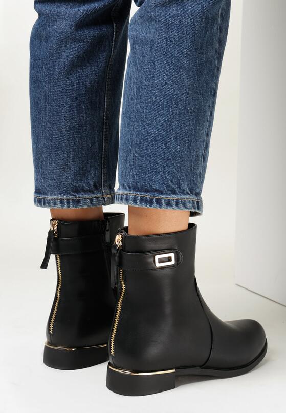 Czarne Botki z Dekoracyjnym Suwakiem i Klamerką Caneite - Born2be