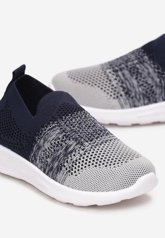 Granatowe Wsuwane Buty Sportowe z Perforacją Zamiah - Born2be
