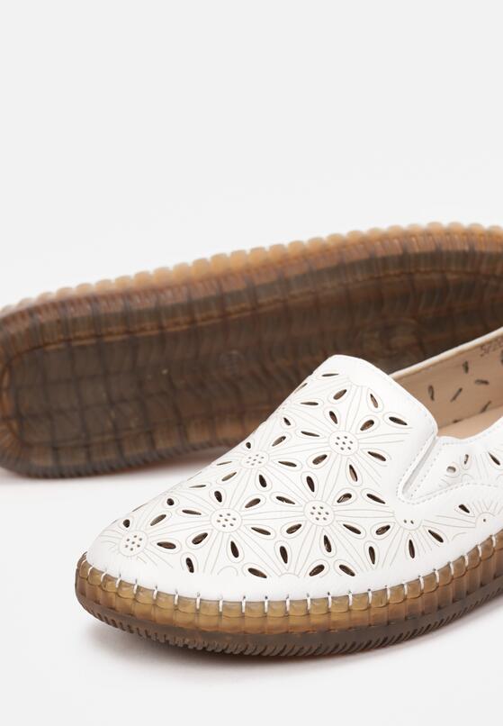 Białe Ażurowe Mokasyny Haldoni - Born2be