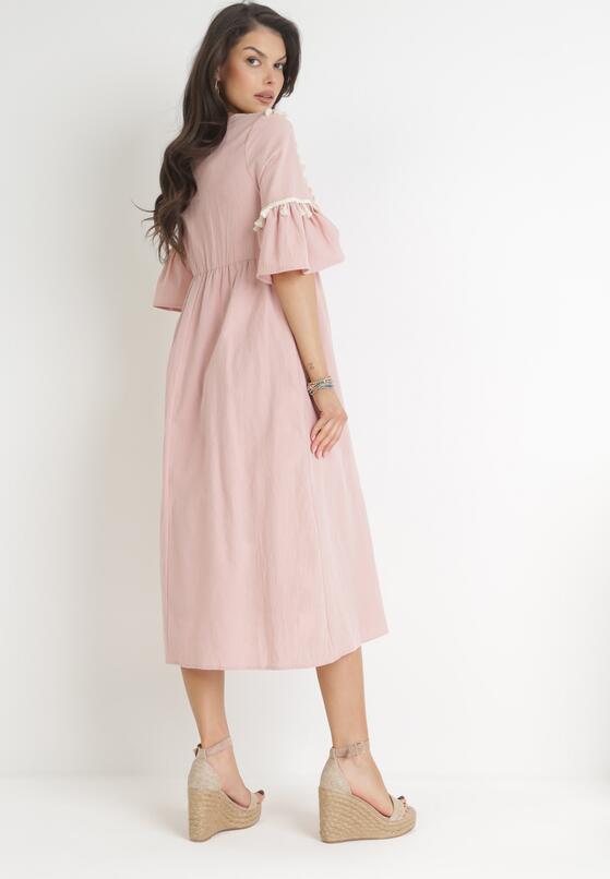 Różowa Rozkloszowana Sukienka Midi z Gumką w Pasie z Ozdobnym Dekoltem ...