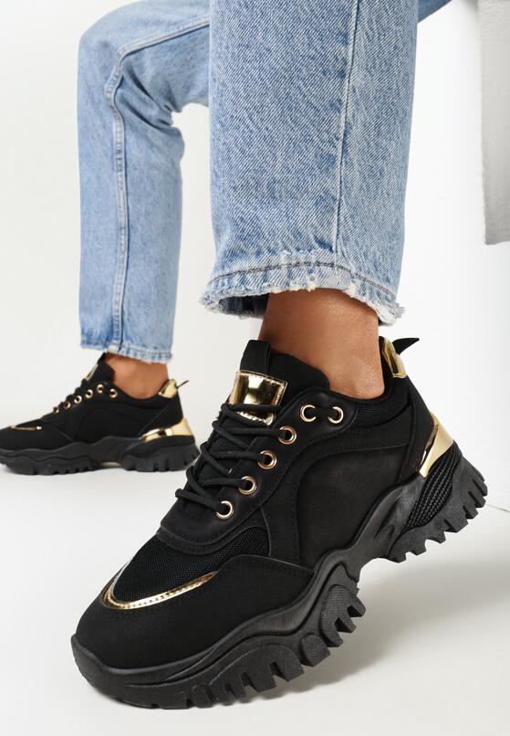 Czarne Sneakersy na Grubej Podeszwie z Metalicznymi Aplikacjami Nalos - Born2be
