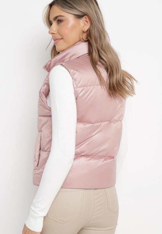 Różowa Kamizelka z Szerokim Kołnierzem Pikowana Risara - Born2be