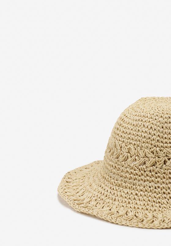 Jasnobeżowy Kapelusz Pleciony w Stylu Boho z Szerokim Rondem Charmy - Born2be