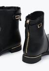 Czarne Botki z Dekoracyjnym Suwakiem i Klamerką Caneite - Born2be