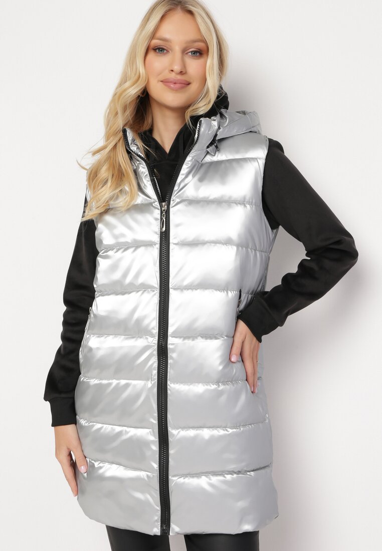 Srebrna Kamizelka Pikowana z Kapturem Clozone - Born2be